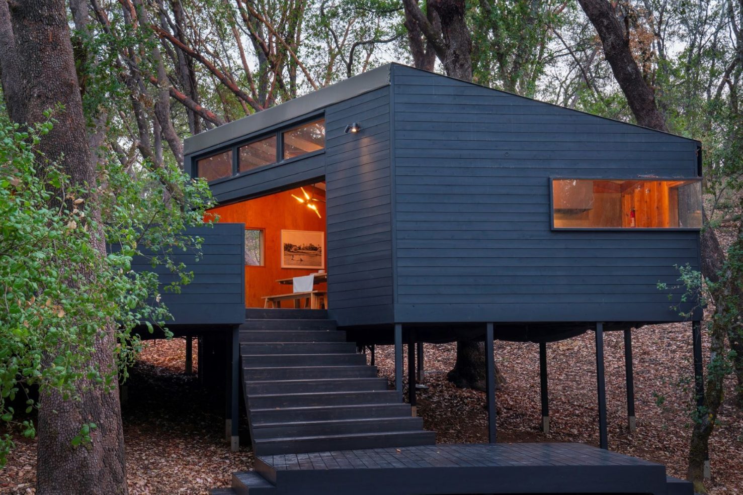 This northern California home unfurls across the forest floor as a ...