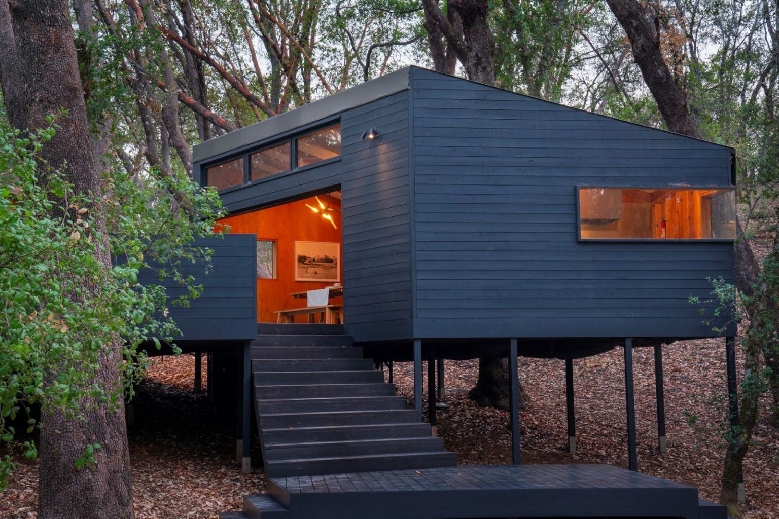 This northern California home unfurls across the forest floor as a ...