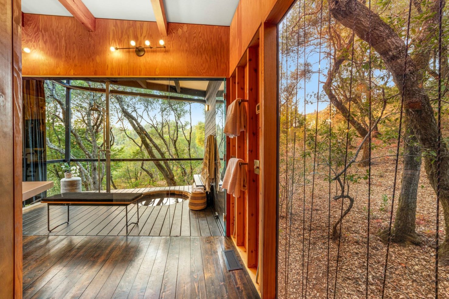 This northern California home unfurls across the forest floor as a ...