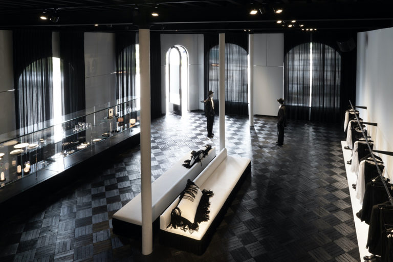 Antwerp’s Ann Demeulemeester store gets a monochrome facelift - The Spaces