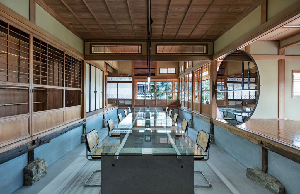 A heritage house in Japan begins a new life as a ceramics showroom