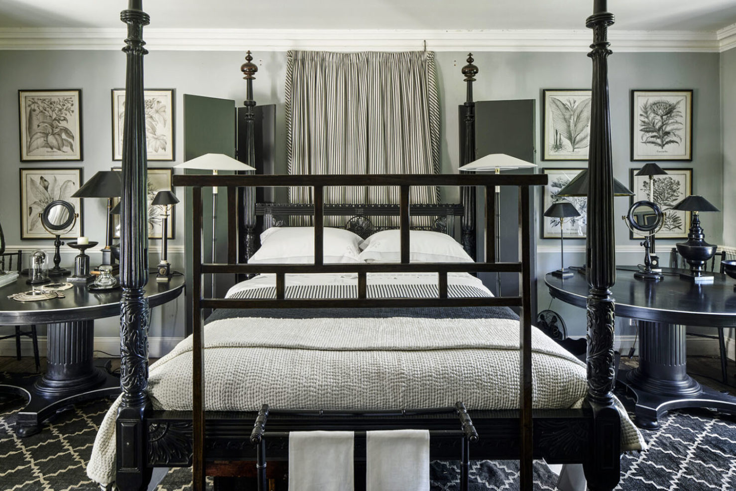 Peek inside Shaw House – an 18th-century manor for sale near Bath - The ...