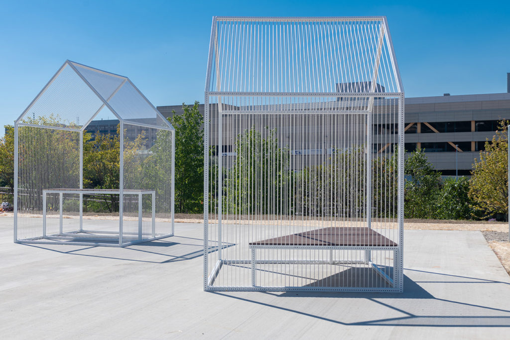 Robot-built timber pavilion debuts at the Chicago Architecture Biennale ...
