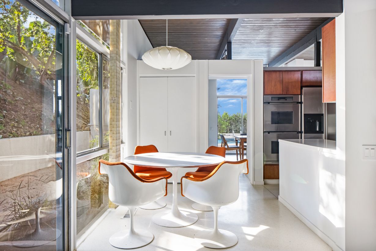 A. Quincy Jones’s Calvin House is for rent in Los Angeles - The Spaces