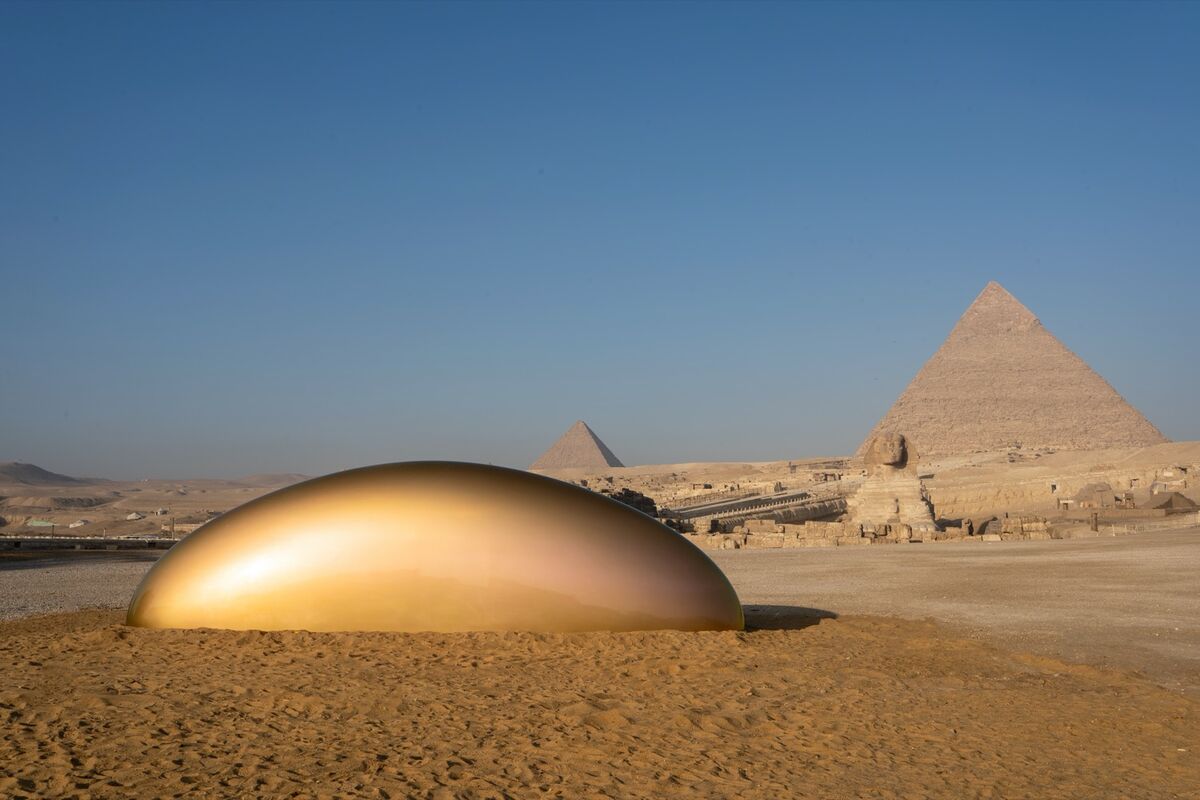 Contemporary art pops up at the Pyramids of Giza - The Spaces