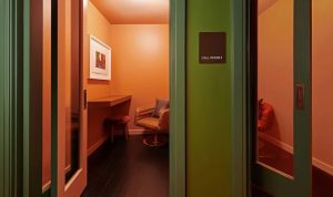 Chicago’s Chief members club is saturated in jewel tones - The Spaces