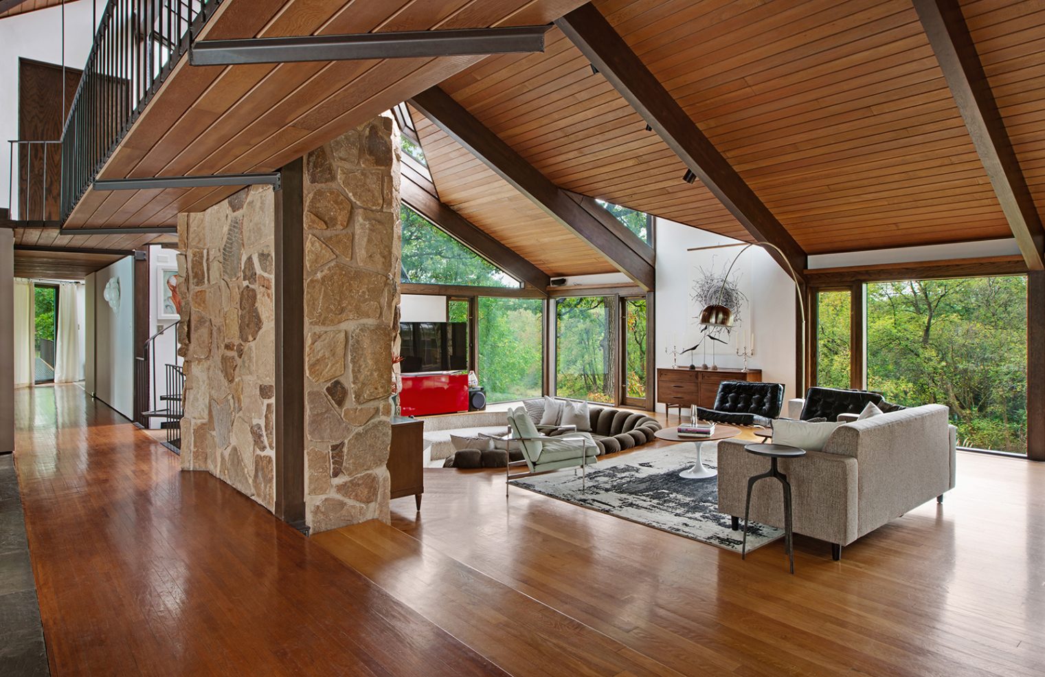 Harry Weese-designed woodland home outside Chicago asks for $899k - The ...