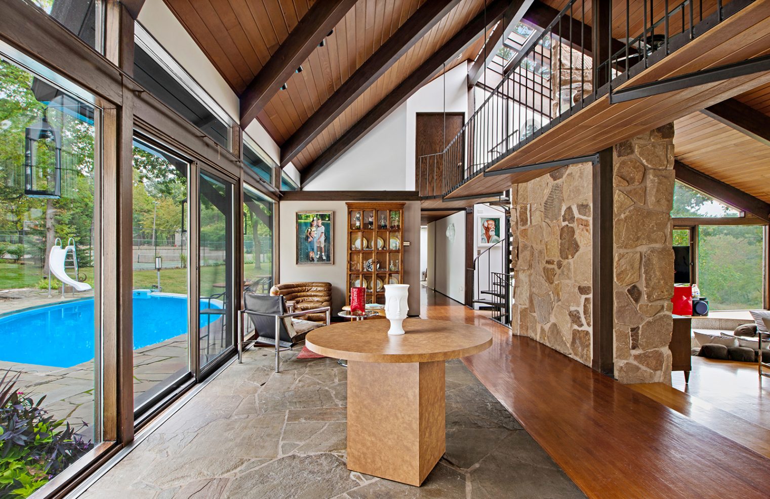 Harry Weese-designed woodland home outside Chicago asks for $899k - The ...