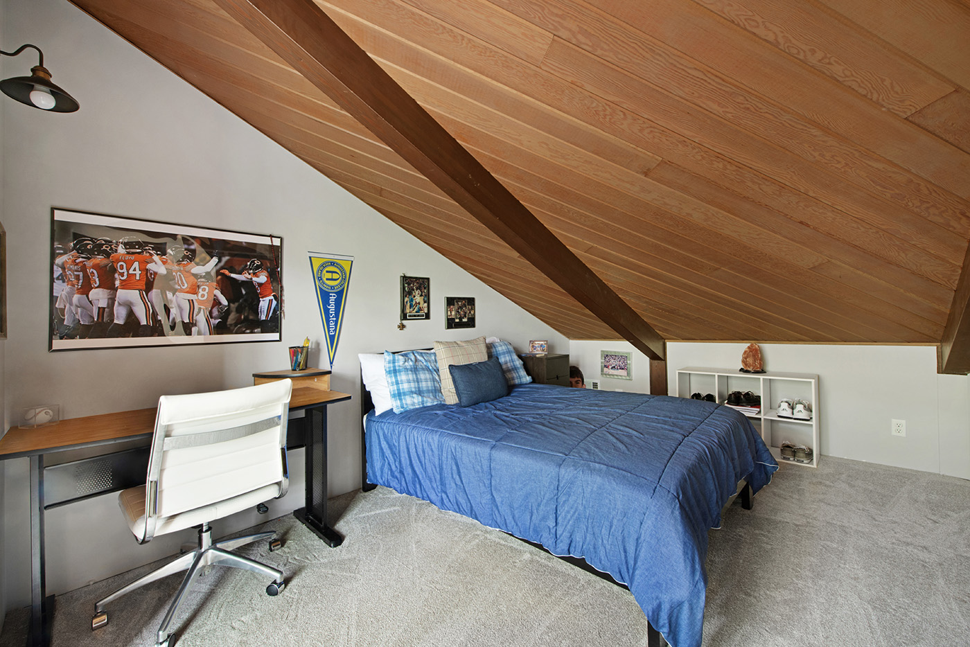 Harry Weese-designed woodland home outside Chicago asks for $899k - The ...
