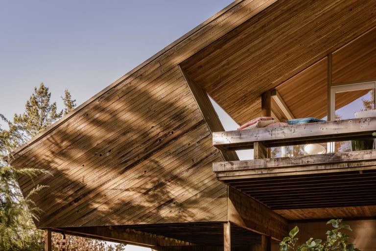 Arthur Erickson’s sculptural Catton House lists for $4.8m