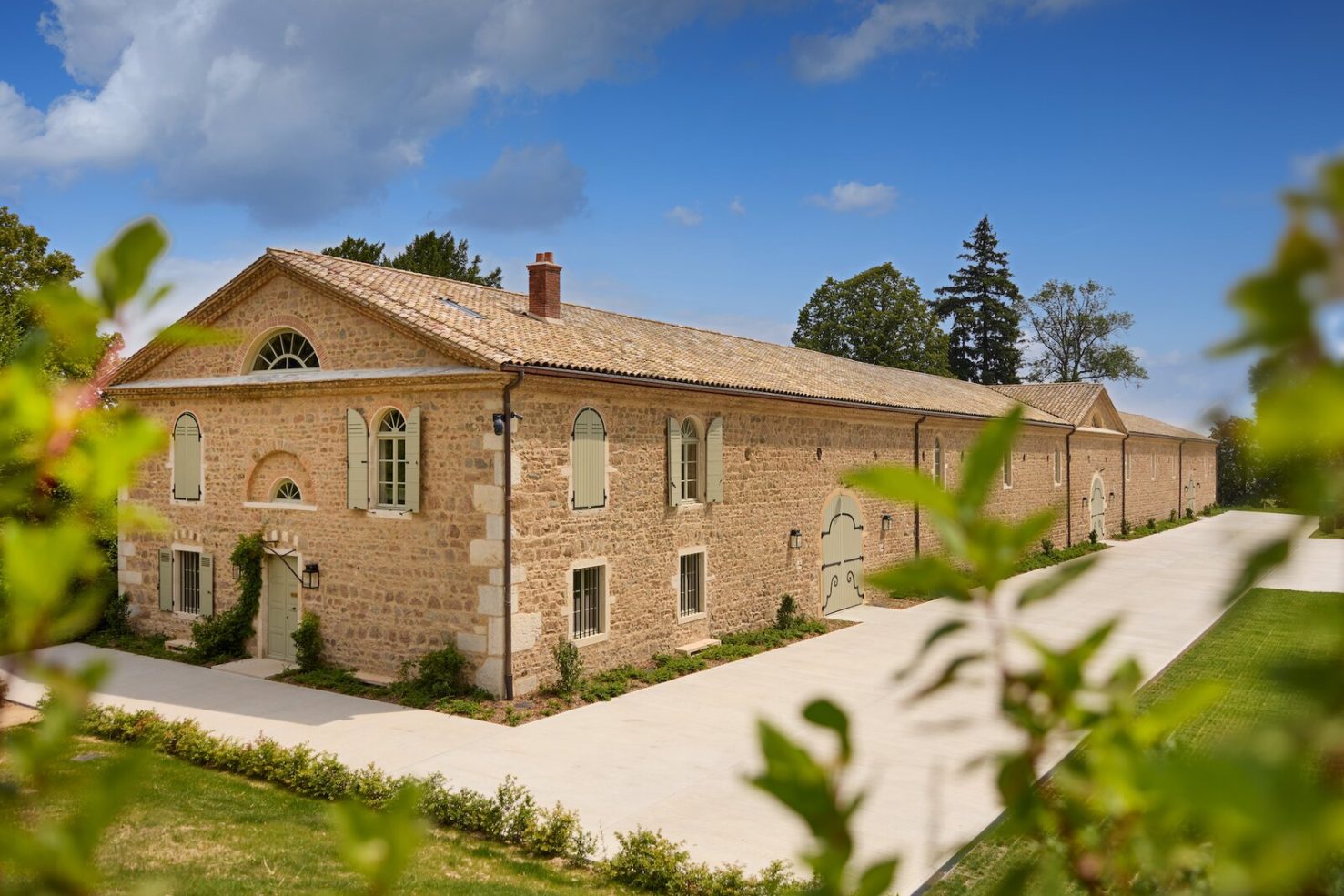 A 345-year-old Burgundy winery is embracing the possibilities of ...