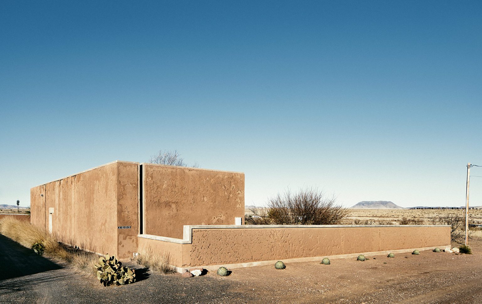 Minimalist Marfa compound lists for $3.5m - The Spaces