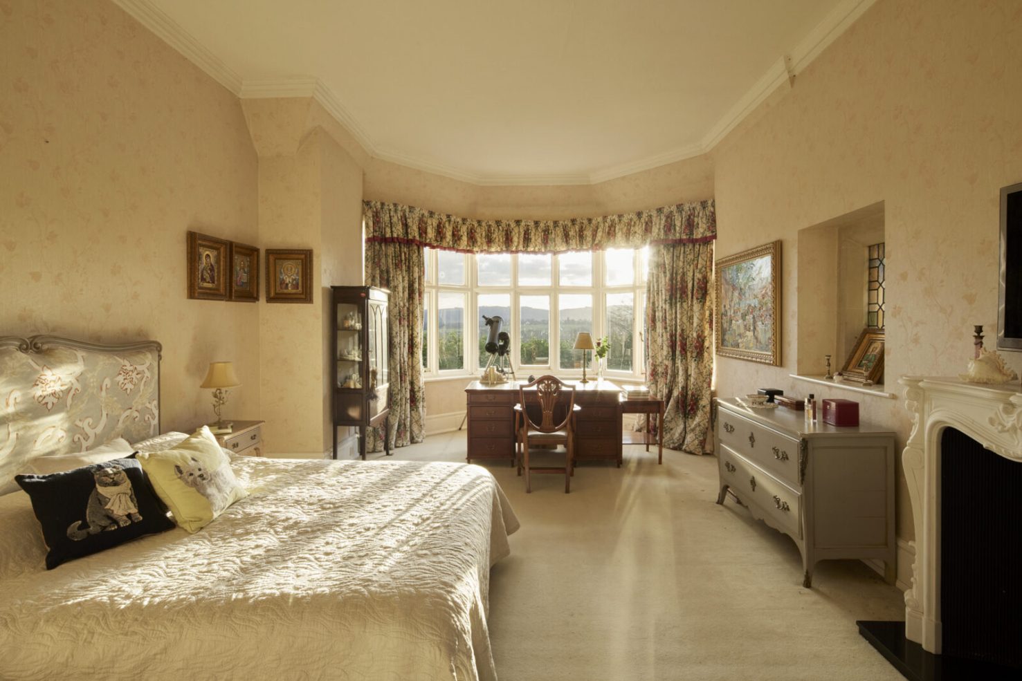 A Shavian Sussex country manse asks for £5m