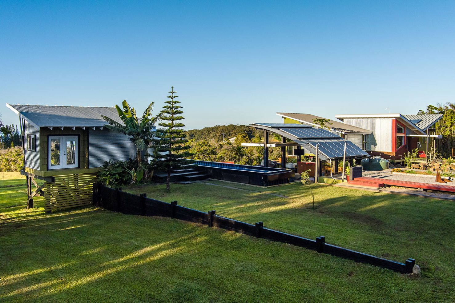 Off-grid Hawaiian art farm lists for $4m - The Spaces