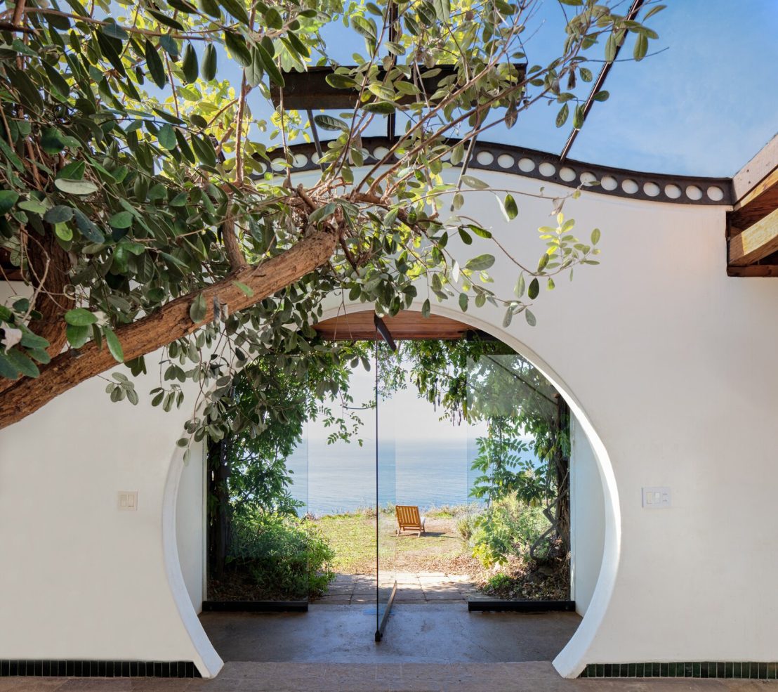 Architect Mickey Muennig’s eccentric Big Sur home is for sale - The Spaces