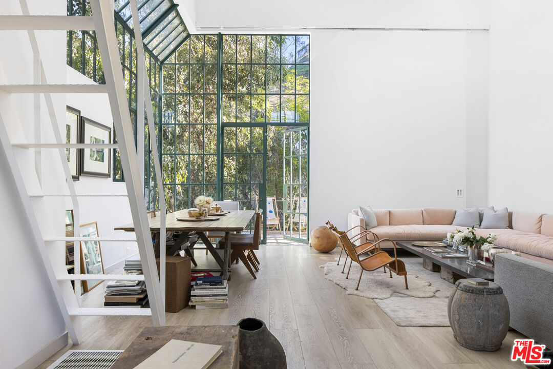Richard Neutra gem The Loring House lists for $8m in Los Angeles - The ...