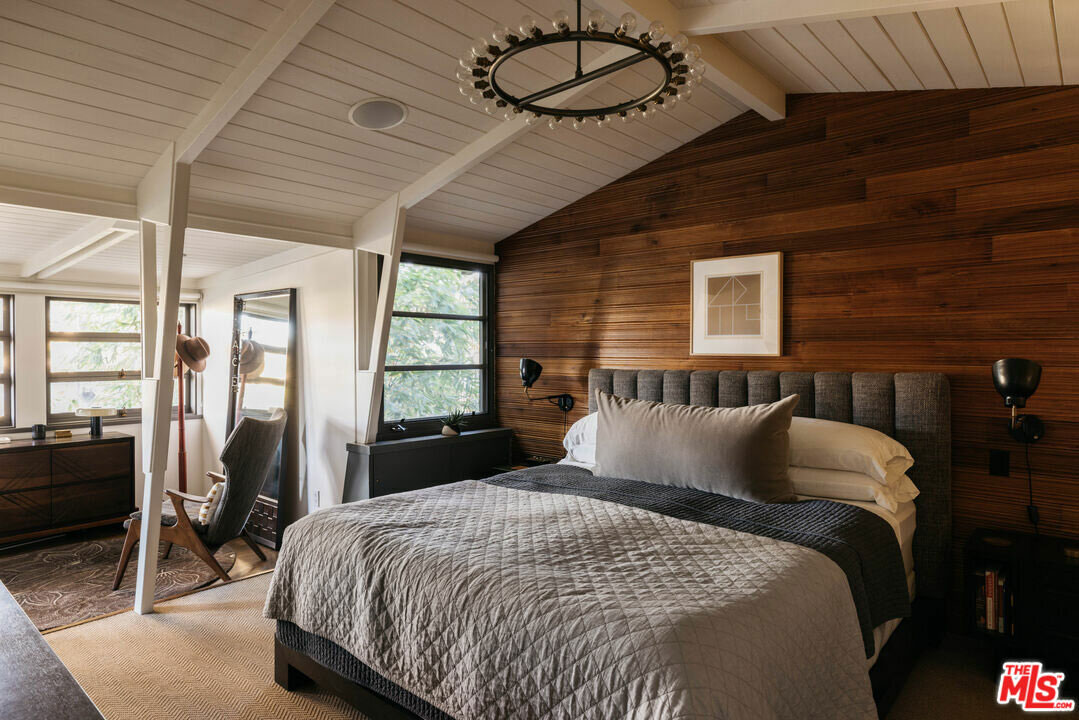 Lofty LA prefab by Kenneth Lind asks for $1.75m - The Spaces