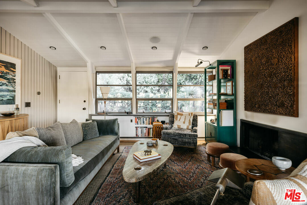 Lofty LA prefab by Kenneth Lind asks for $1.75m - The Spaces