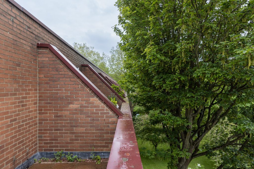 This London apartment offers a bite of 1960s British Modernism - The Spaces