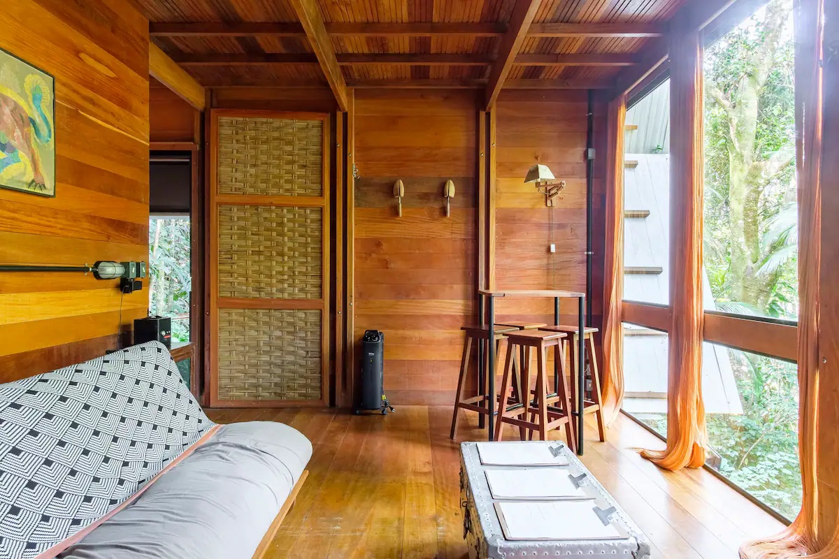 An architect's treetop retreat communes with the monkeys - The Spaces