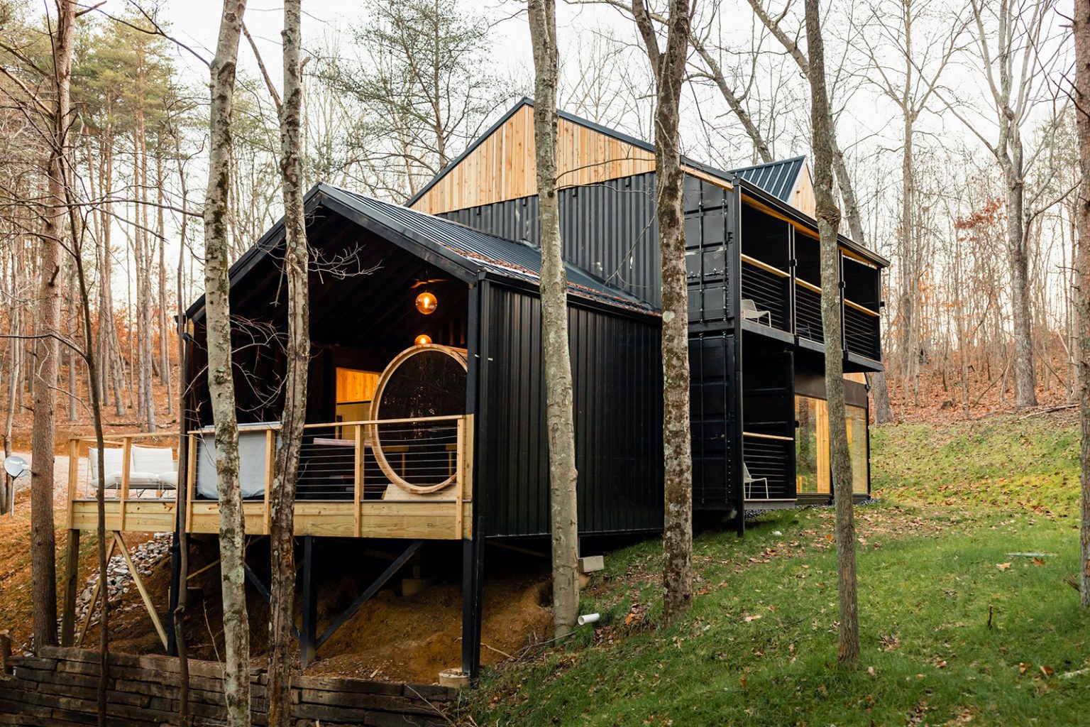 This Ohio cabin takes shipping container architecture to the max - The ...