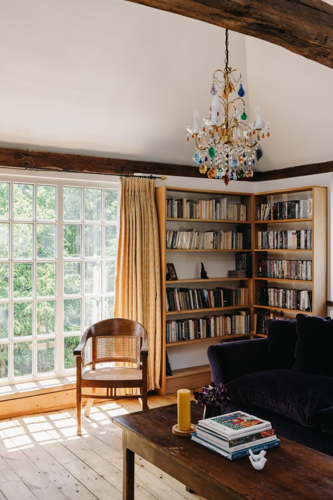 This converted coach house sleeps 10 under original wood beams - The Spaces