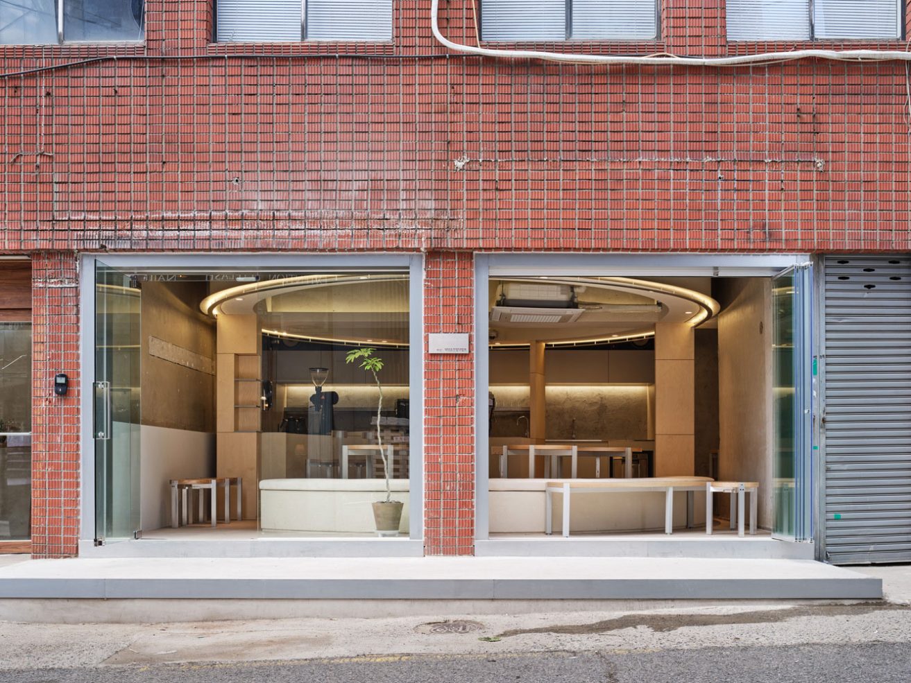 This Busan coffee shop has a halo effect - The Spaces