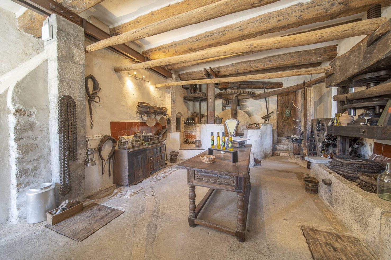 A converted mill turned B&B near Grasse asks for €2.75m - The Spaces