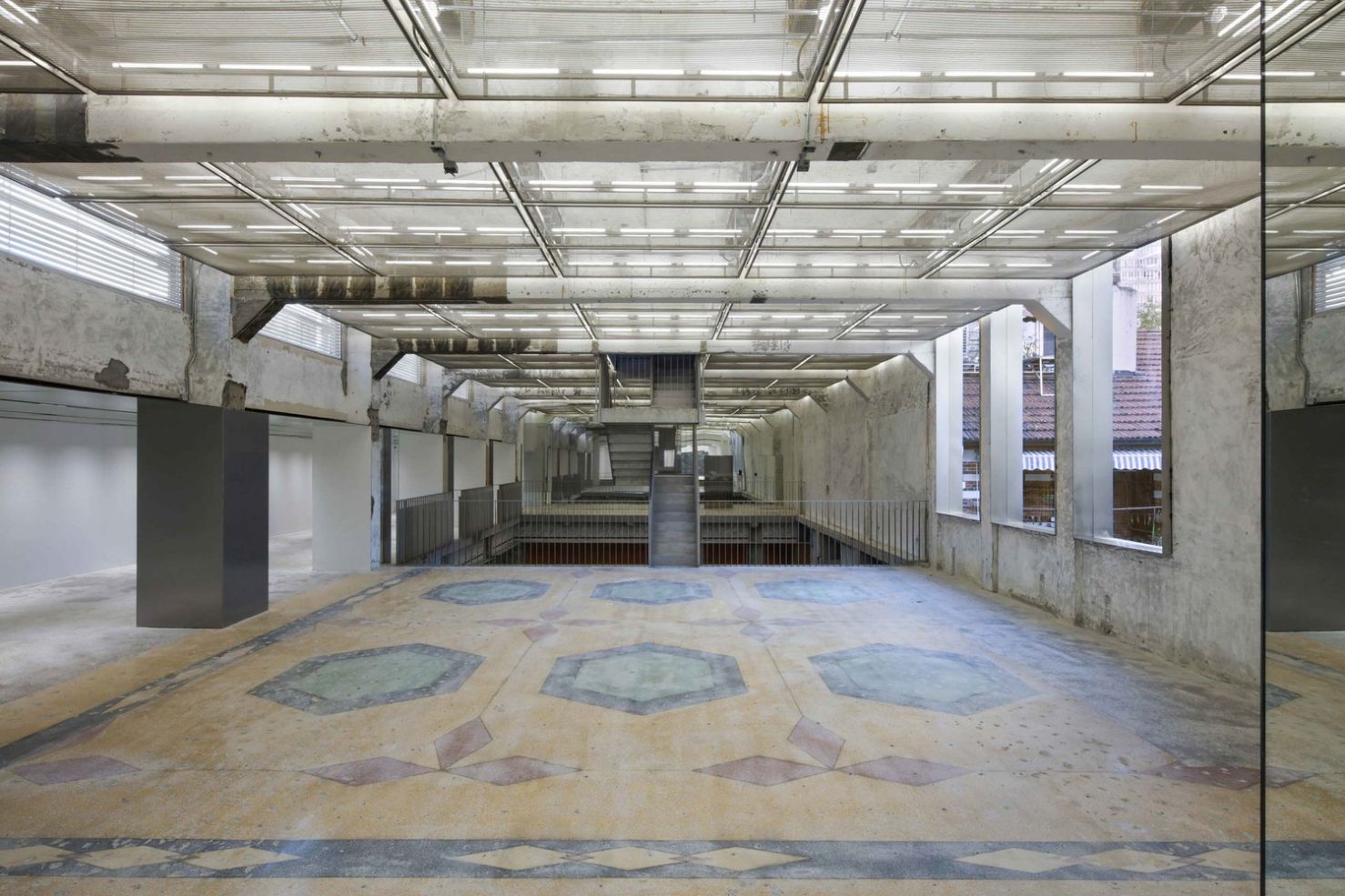 A former towel factory now sells high-end fashion in Shanghai - The Spaces