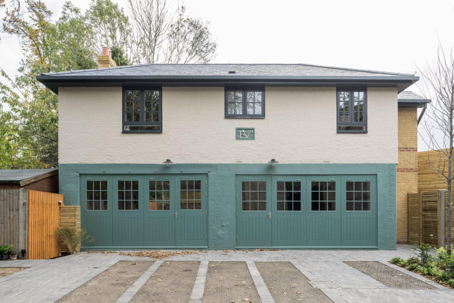 A restored London Coach House with soothing, tranquil interiors asks ...