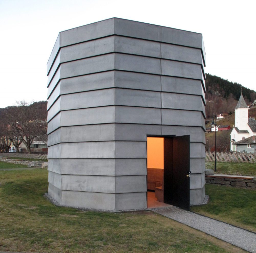 James Turrell installs a mystical Skyspace next to a Norwegian fjord ...