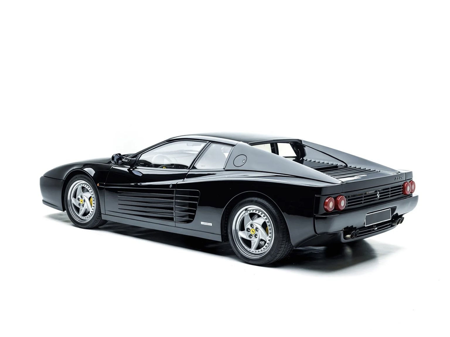 5 rare Ferrari Testarossas will headline RM Sotheby's Villa Erba ...
