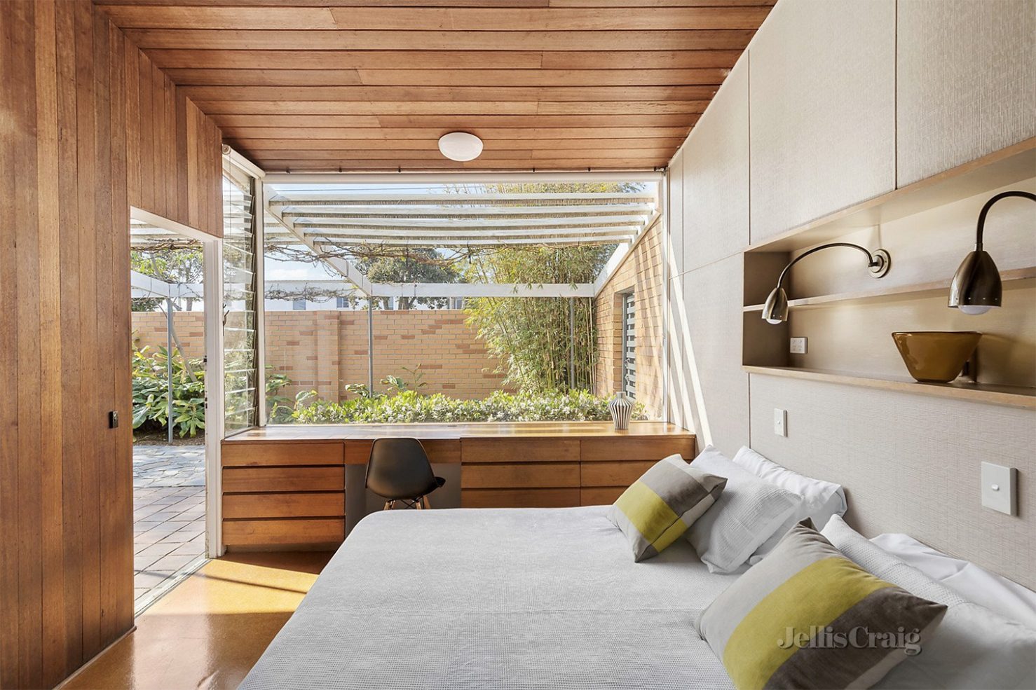 Robin Boyd’s Bridgford House is for rent in Melbourne - The Spaces