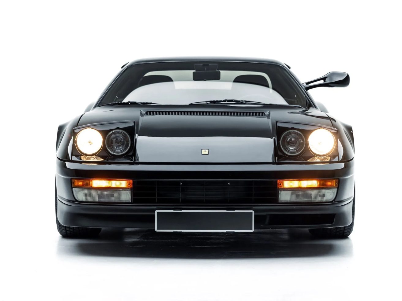 5 rare Ferrari Testarossas will headline RM Sotheby's Villa Erba ...