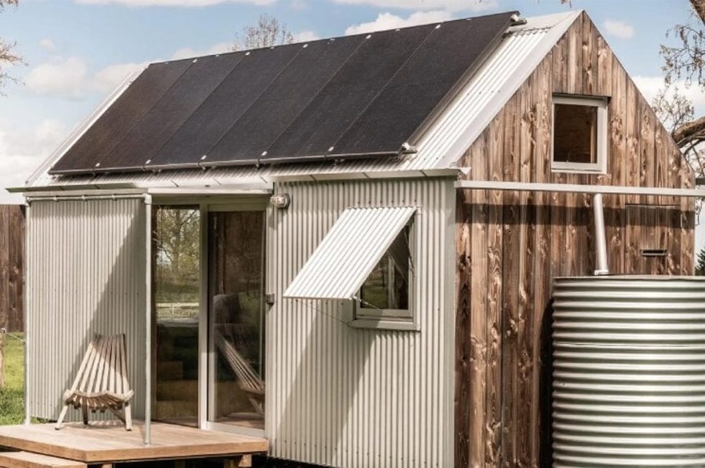 Kererū Retreat is an off-grid shack in the foothills of New Zealand’s ...