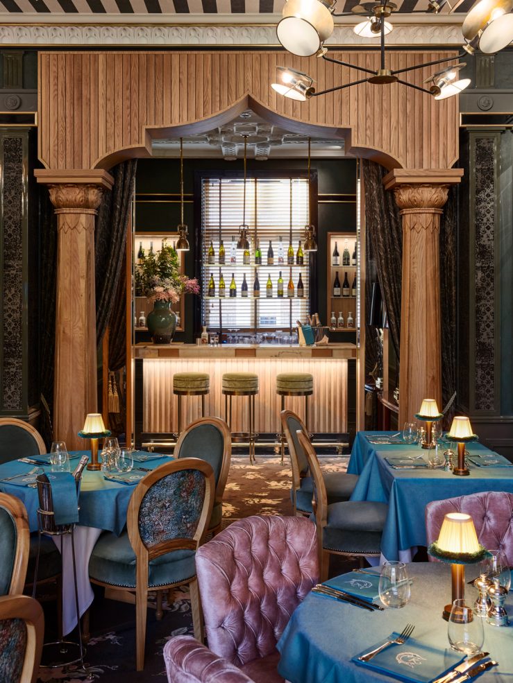 Oitoemponto’s maximalist interiors for Caviar Kaspia bring 'art de ...