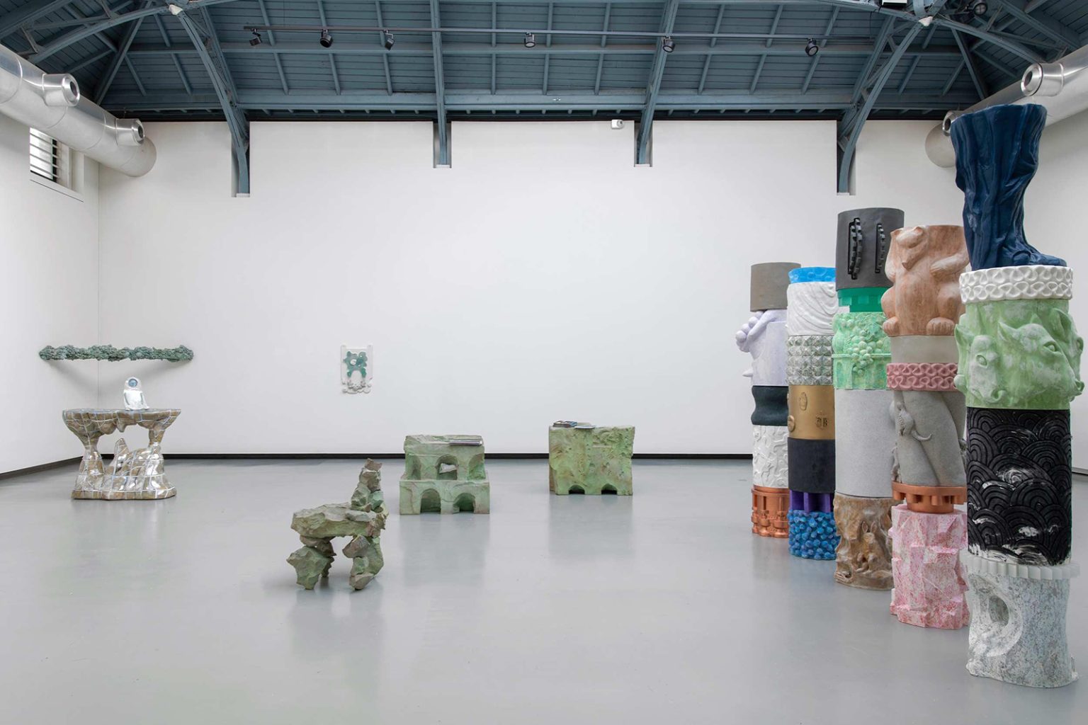 Marion Verboom brings her sculptural columns to Brussels for her debut ...