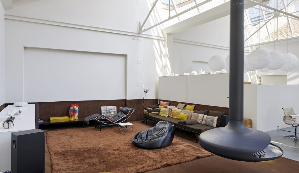 Fashion designer Frieda Degeyter lists her Bruges Loft - The Spaces