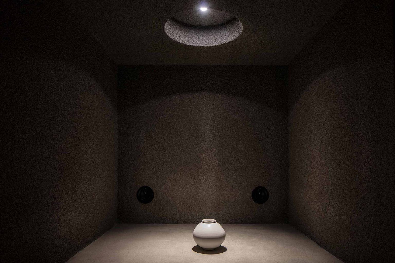 This Seoul fragrance store is designed as a futuristic library of ...