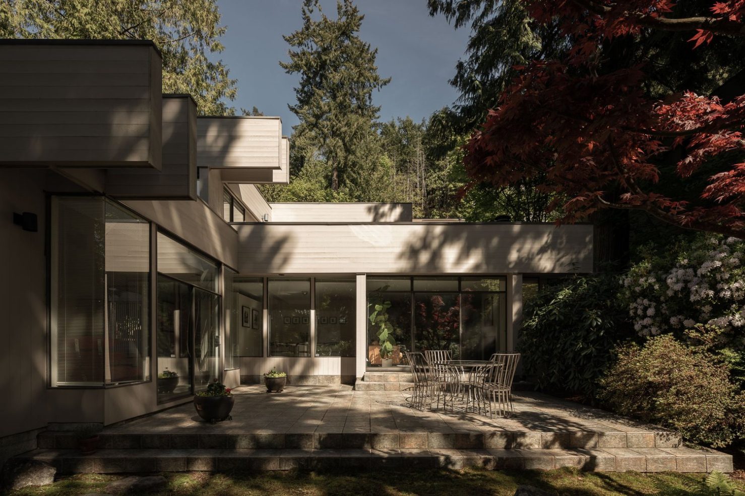 Arthur Erickson’s Montiverdi House #8 hits the market in West Vancouver ...
