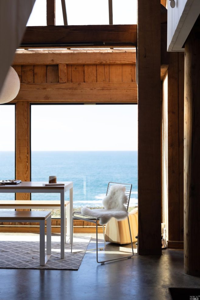 A clifftop Sea Ranch condo asks for $1.7m - The Spaces