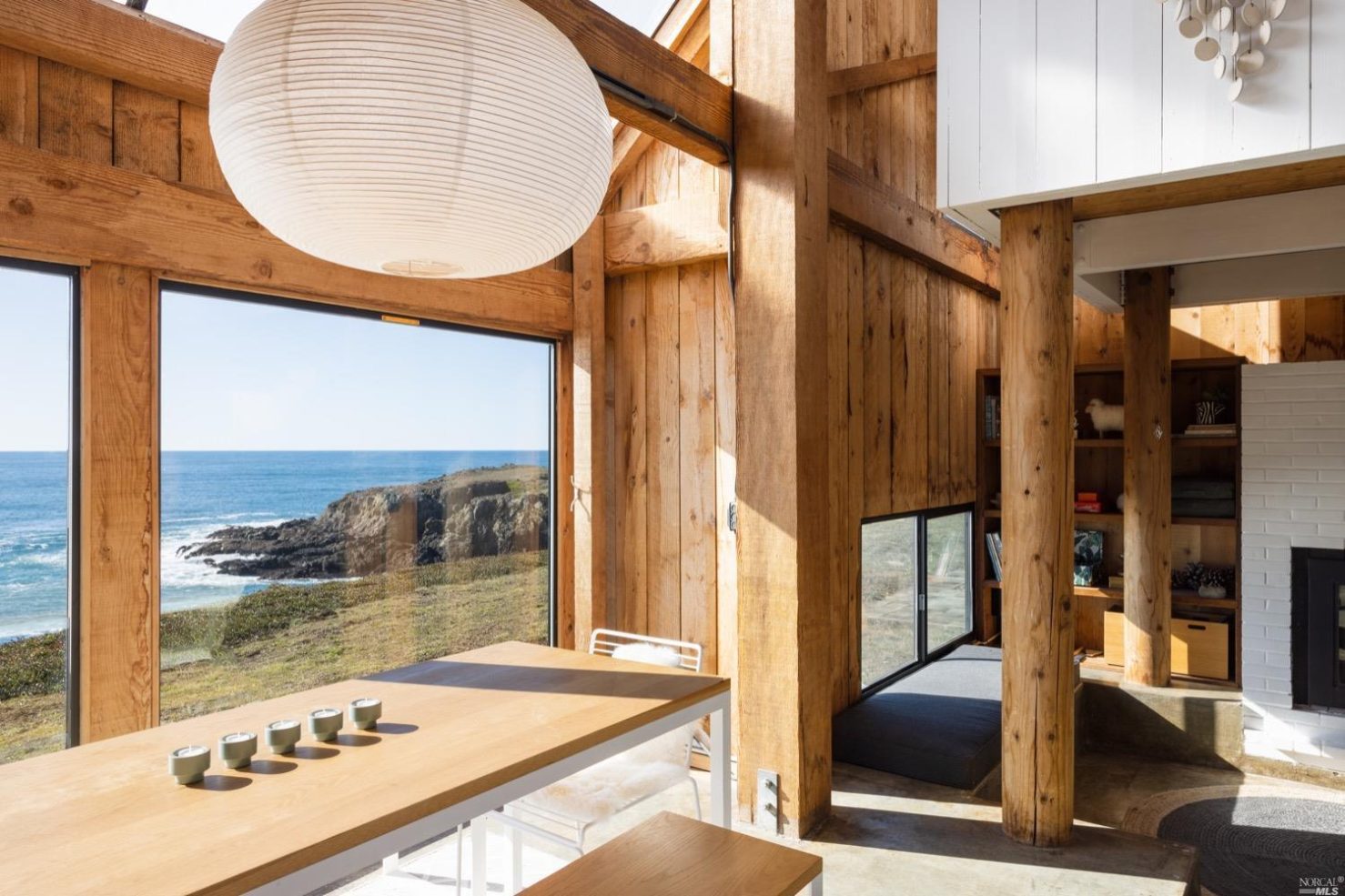 A clifftop Sea Ranch condo asks for $1.7m - The Spaces