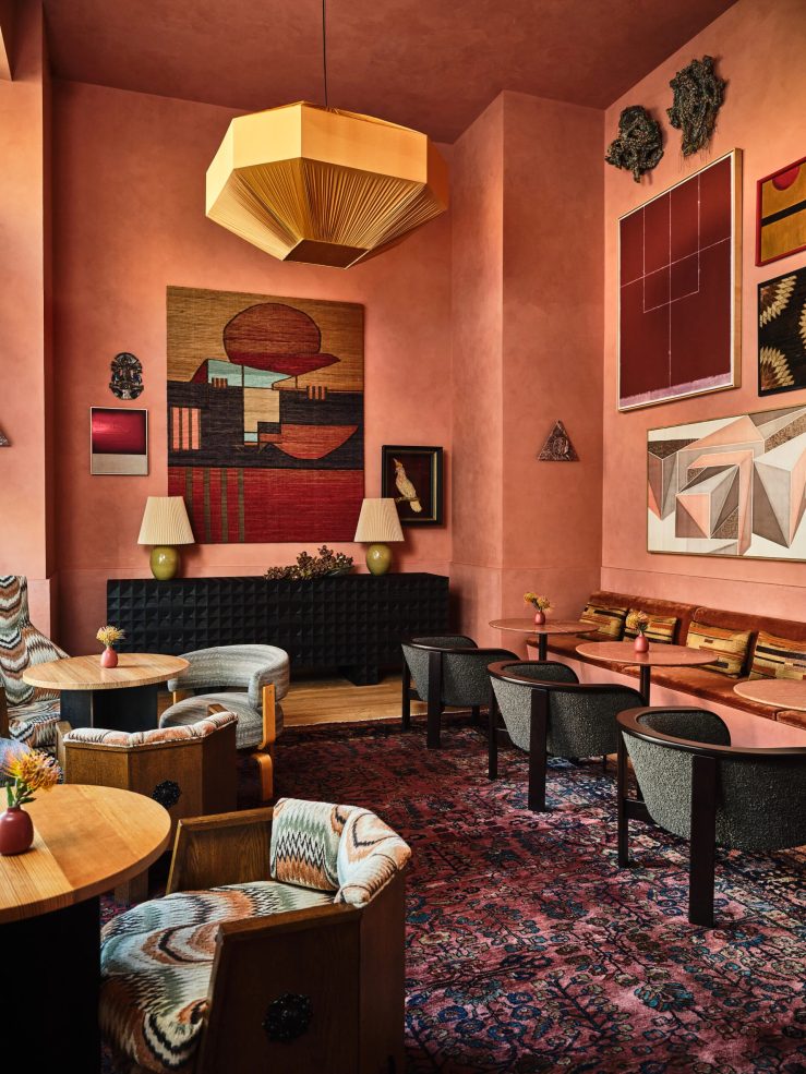 Kelly Wearstler's new Downtown LA bar is a terracotta dream - The Spaces