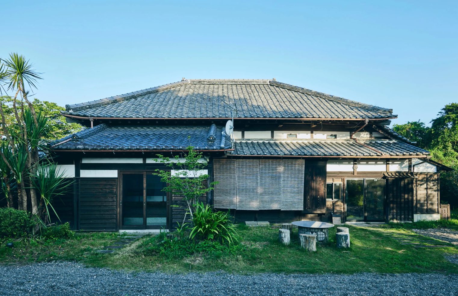 Live the Muji life at the retailer’s supremely minimal Kamogawa Airbnb ...