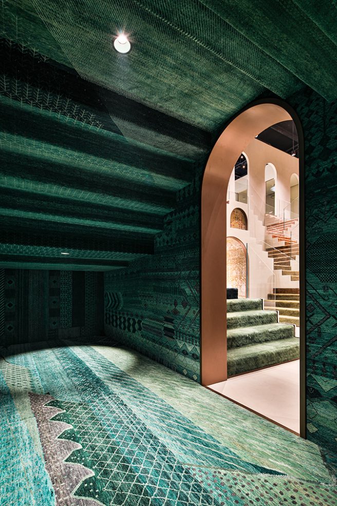 Jaipur's iconic step wells are reinterpreted in this Dubai rug showroom ...
