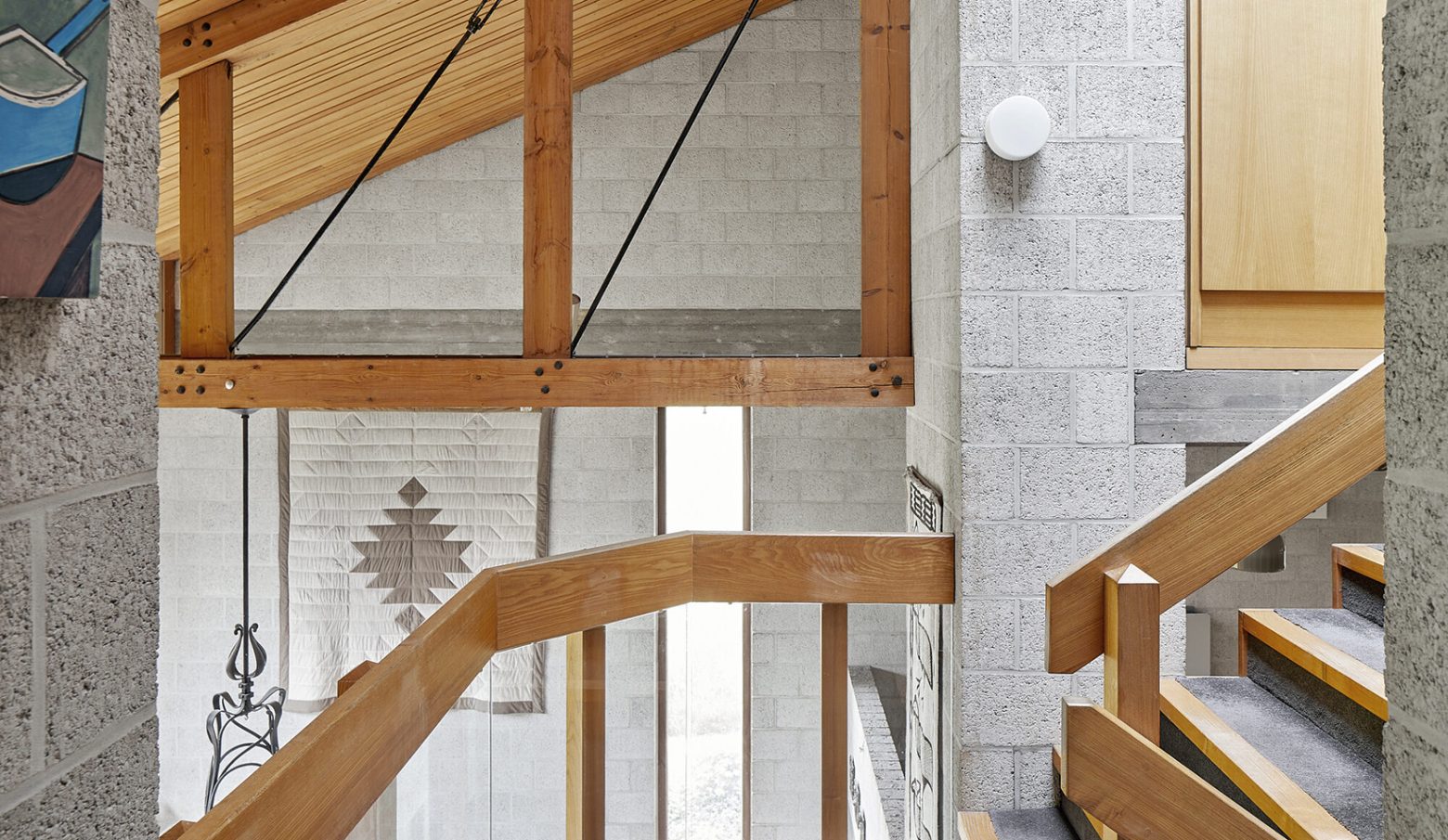 A 1970s brutalist home outside of Leuven asks for €795k - The Spaces