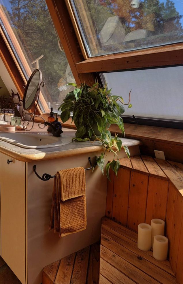 An artist's viral Colorado Earthship is for rent on Airbnb - The Spaces