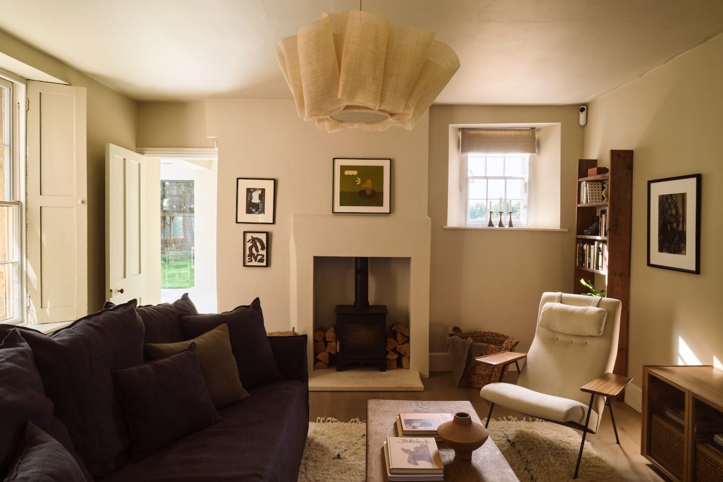 A renovated chapel hits the market in the Cotswolds - The Spaces