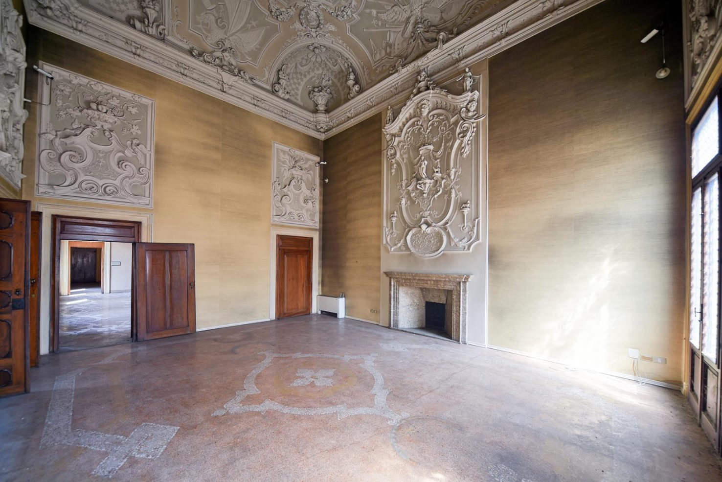 A fresco-filled Vicenzo palazzo asks for €6.8m - The Spaces