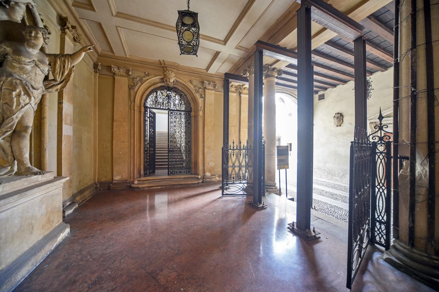 A fresco-filled Vicenzo palazzo asks for €6.8m - The Spaces